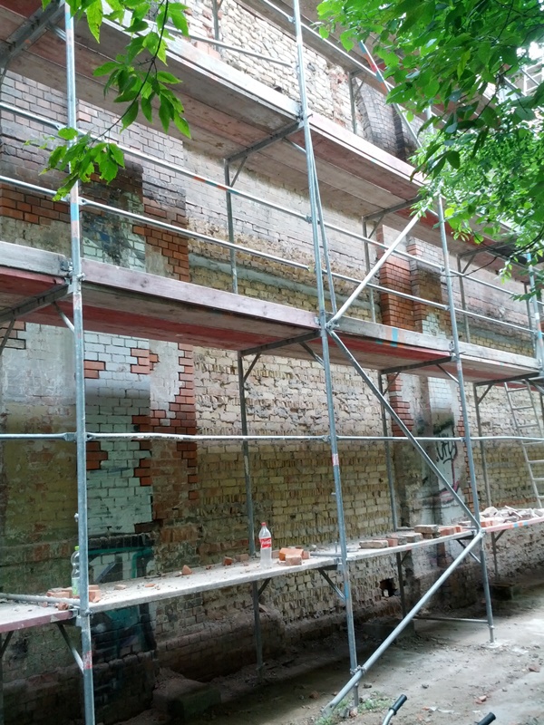 Brick replacement on facade - European Clay Bricks
