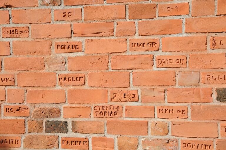 Your personalized brick - European Clay Bricks