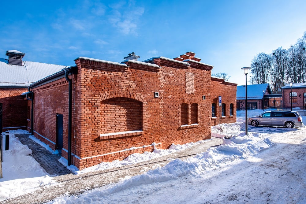 Brick replacement in historic brickwork - European Clay Bricks