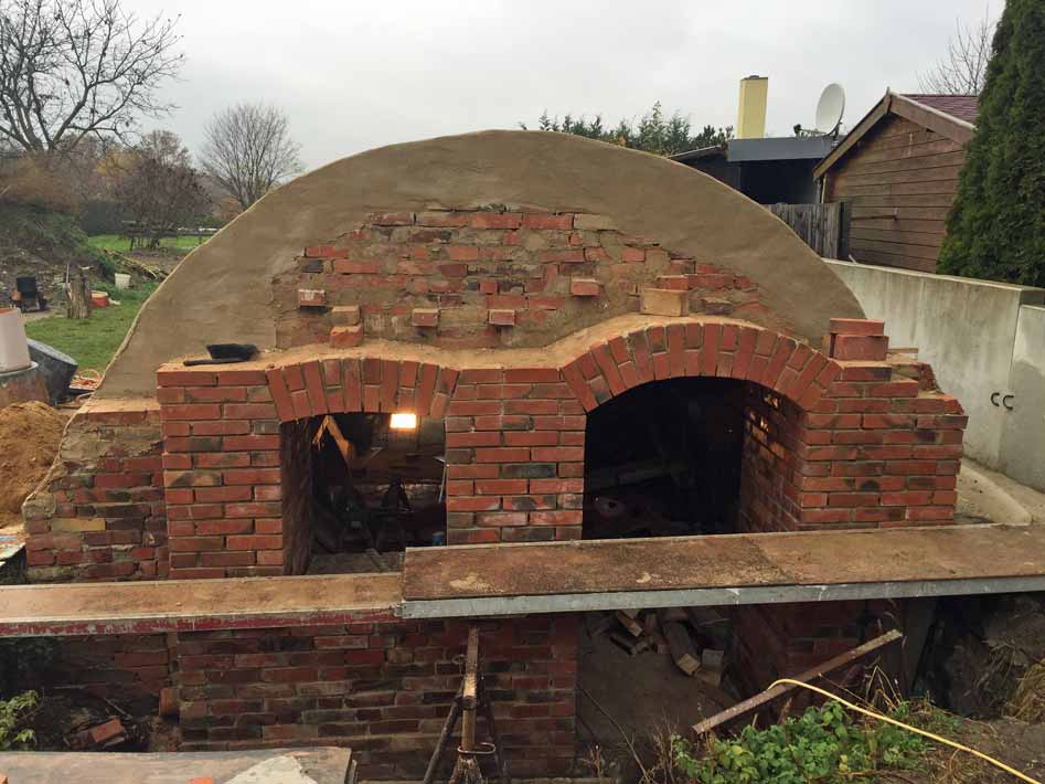 Clay bricks for building of wine cellar - European Clay Bricks