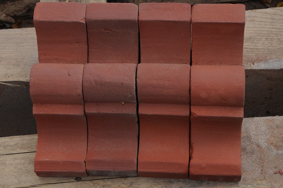 Custom cornice bricks for facade renovation - European Clay Bricks