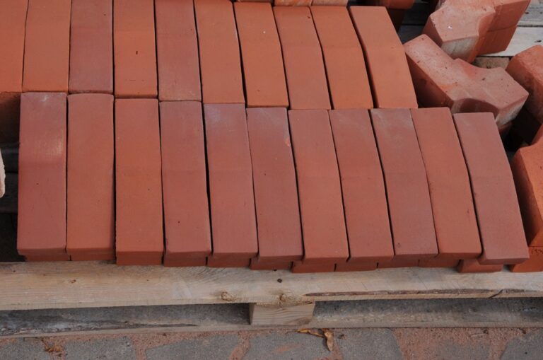 Special shaped covering bricks - European Clay Bricks